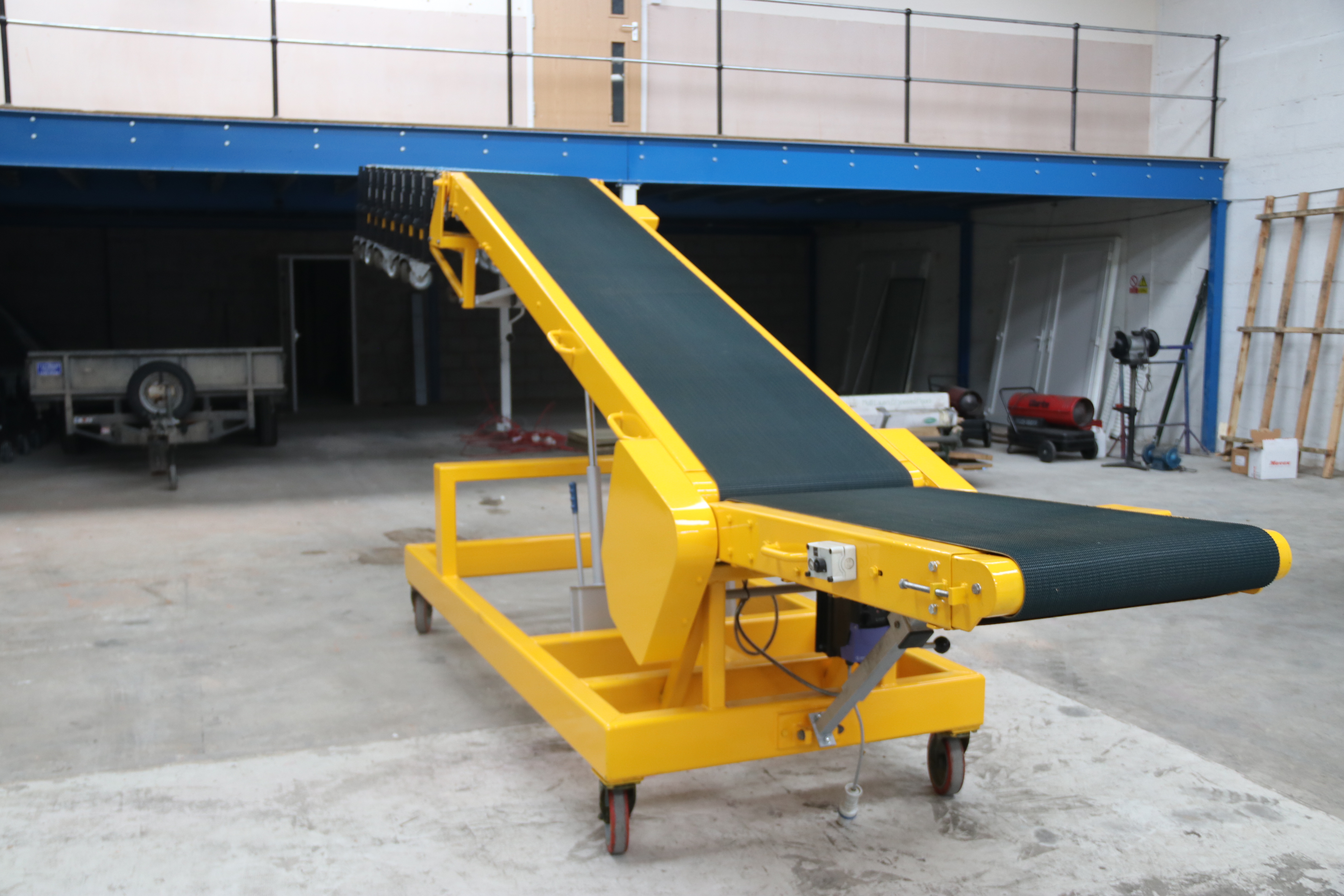 Used Vehicle Loading Conveyors - Conveyor SectionsConveyor Sections
